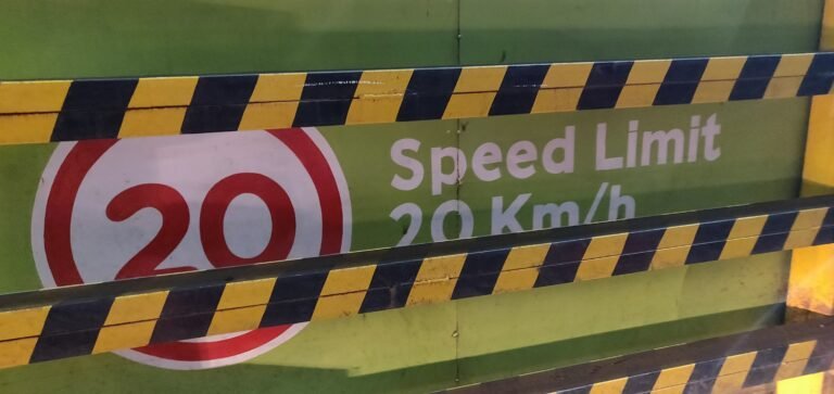 Understanding Construction Zones: Speed Limits, Fines, and Safety Tips